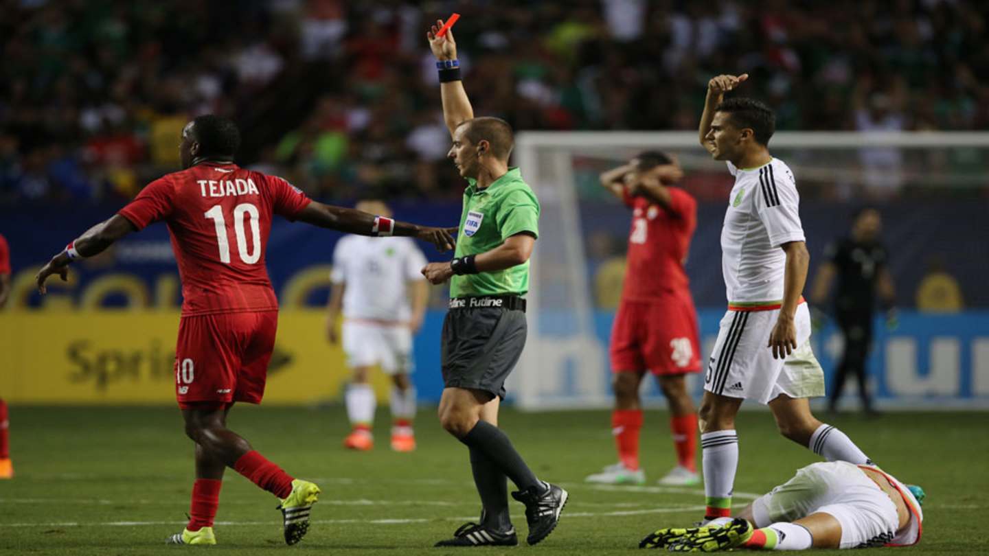 Watch: Panama, Mexico scuffle in chaotic Gold Cup semifinal match
