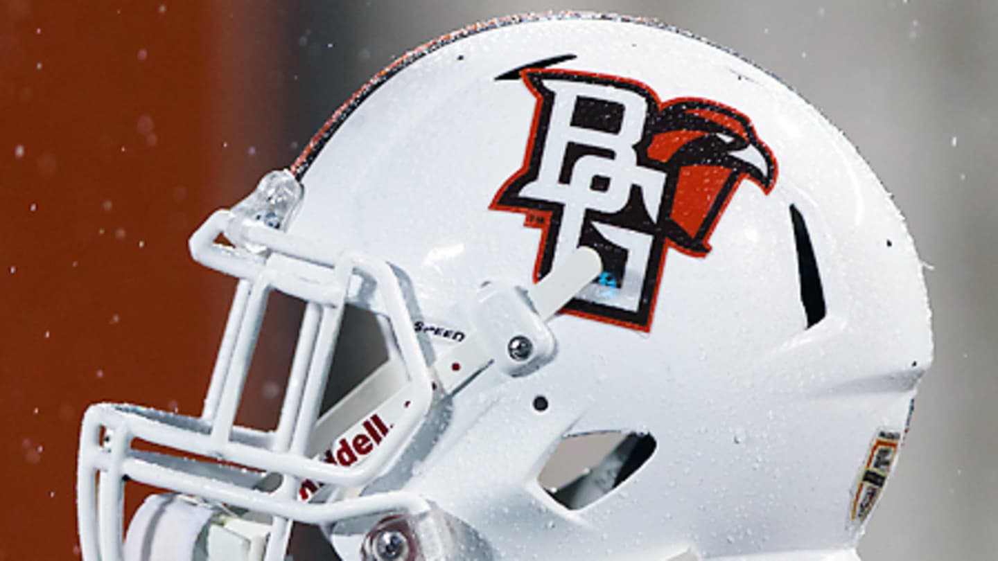 Bowling Green promotes Andrew Sowder to outside receivers coach