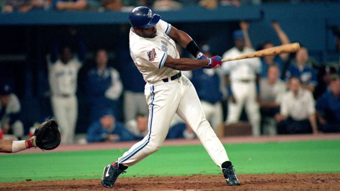 Drake uses Joe Carter's World Series walkoff in battle with Meek Mill