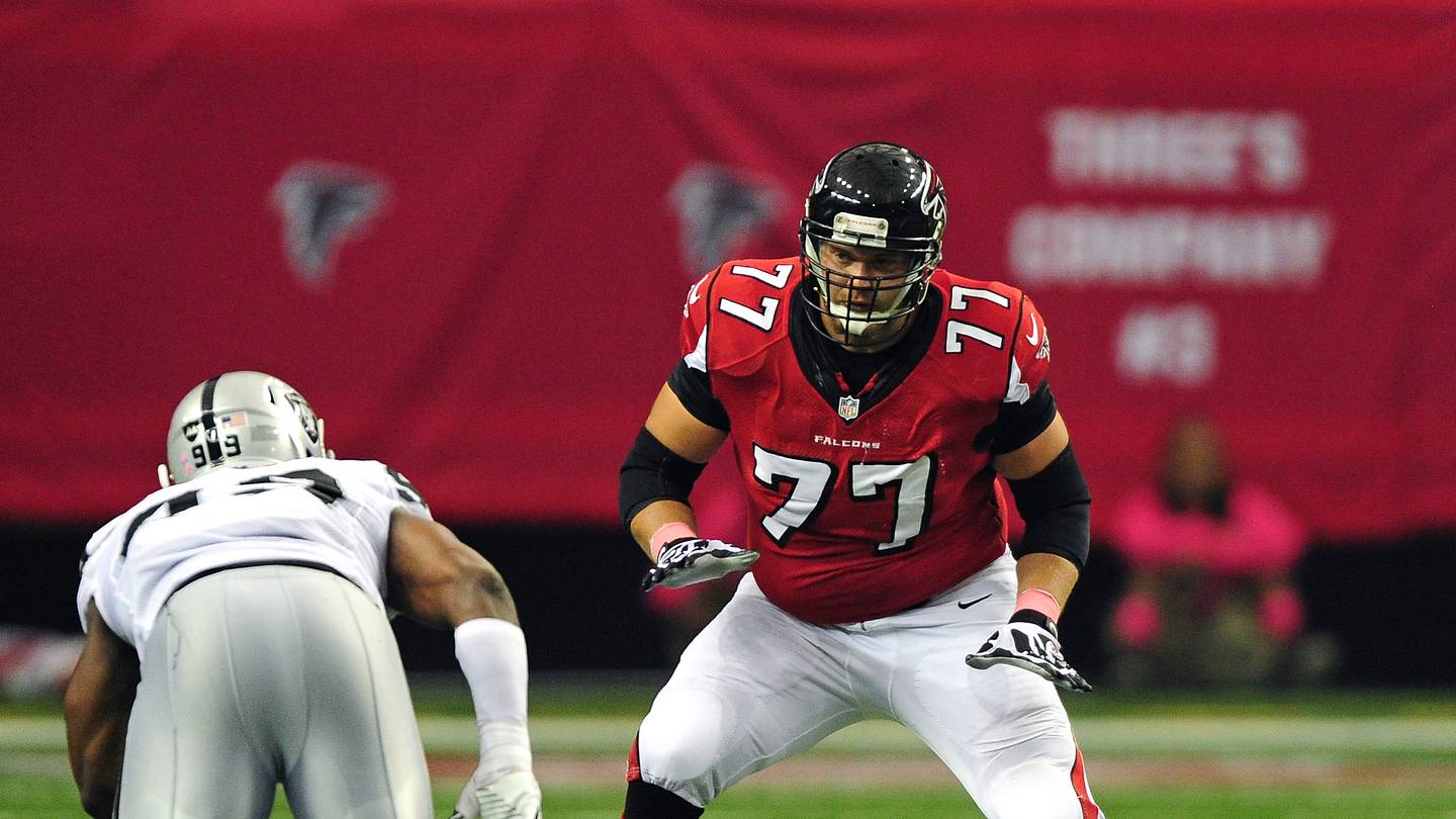 Houston Texans sign veteran tackle Tyson Clabo