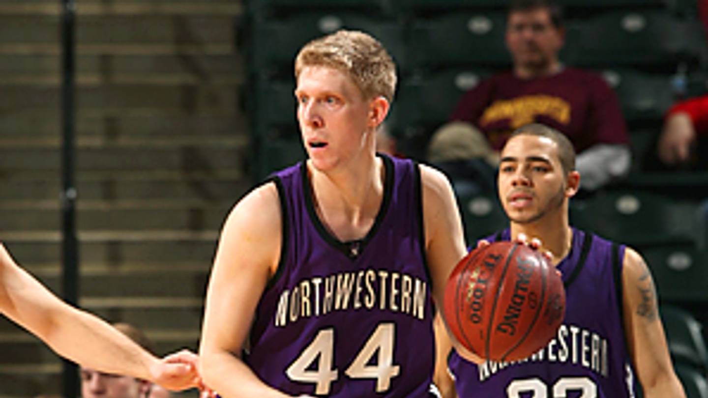 Ex-Northwestern star Coble says foreign-tour dispute led to exit