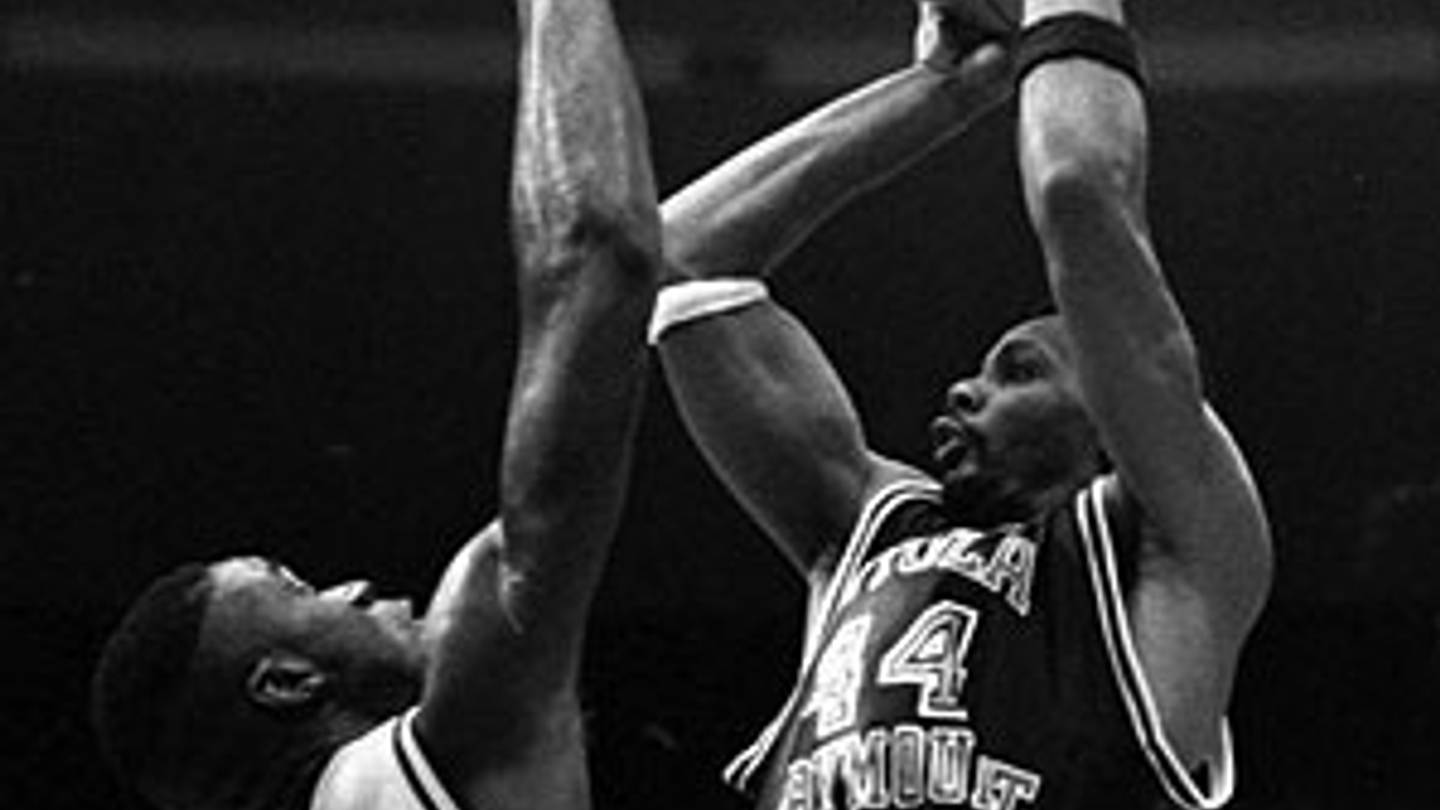 The Lost Art of Scoring: Revisiting the 1990 LSU-Loyola epic