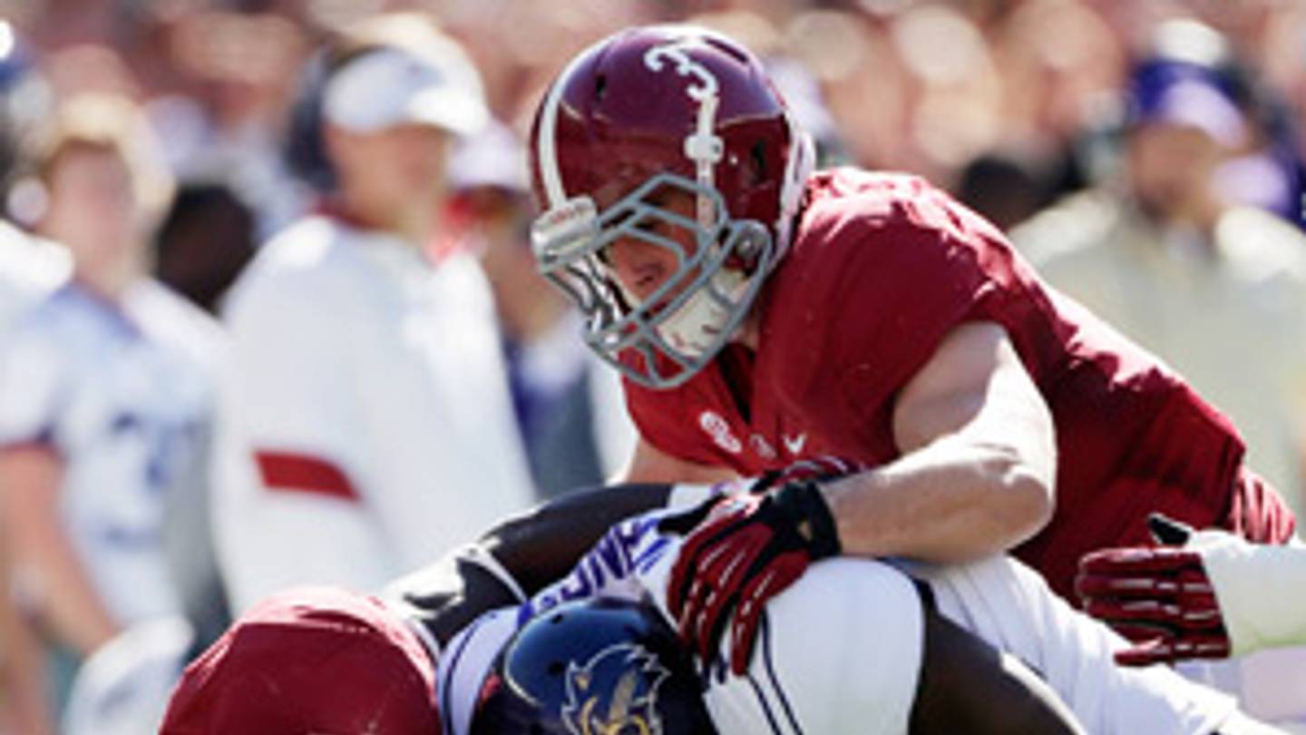 Alabama's Mosley to return for senior season