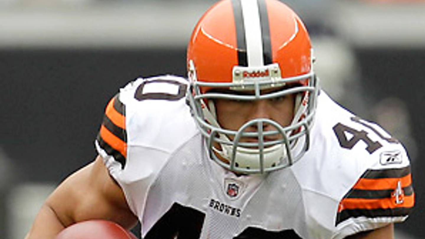 Browns' Thomas rips former teammate Hillis