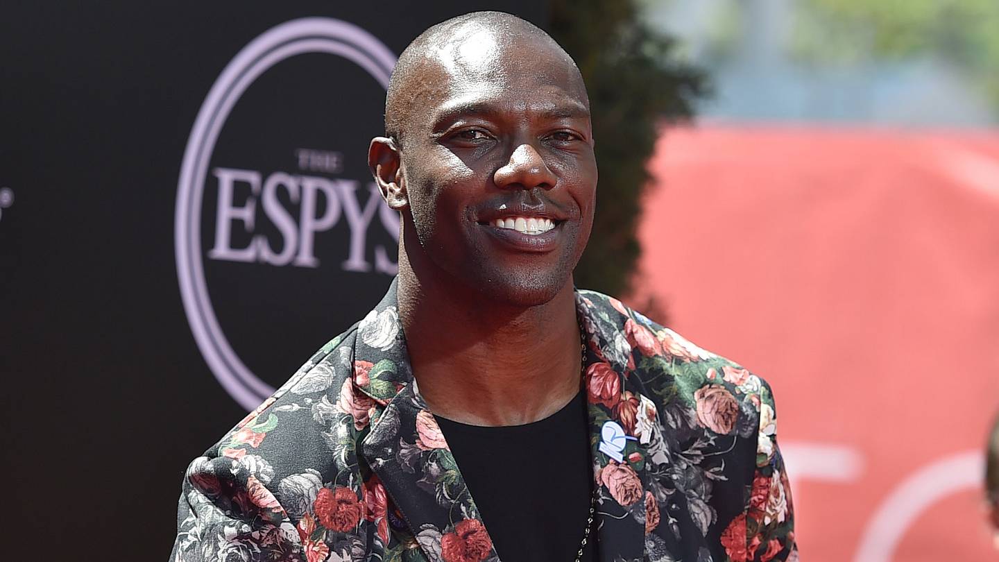 Terrell Owens Claps Back at Criticism From ESPN’s Stephen A. Smith