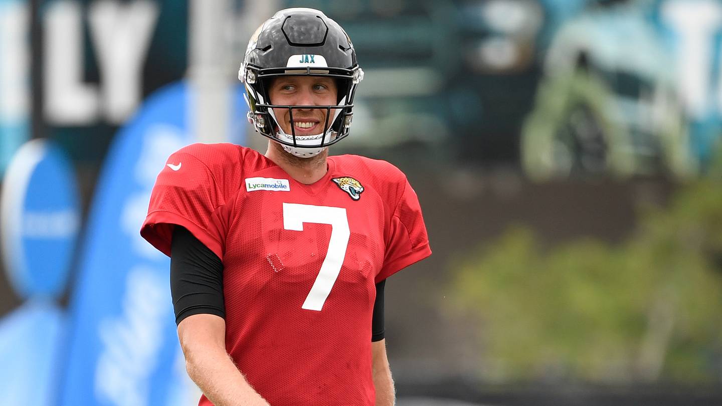 John DeFilippo Prepared for Jacksonville's Offensive Transition to Nick ...