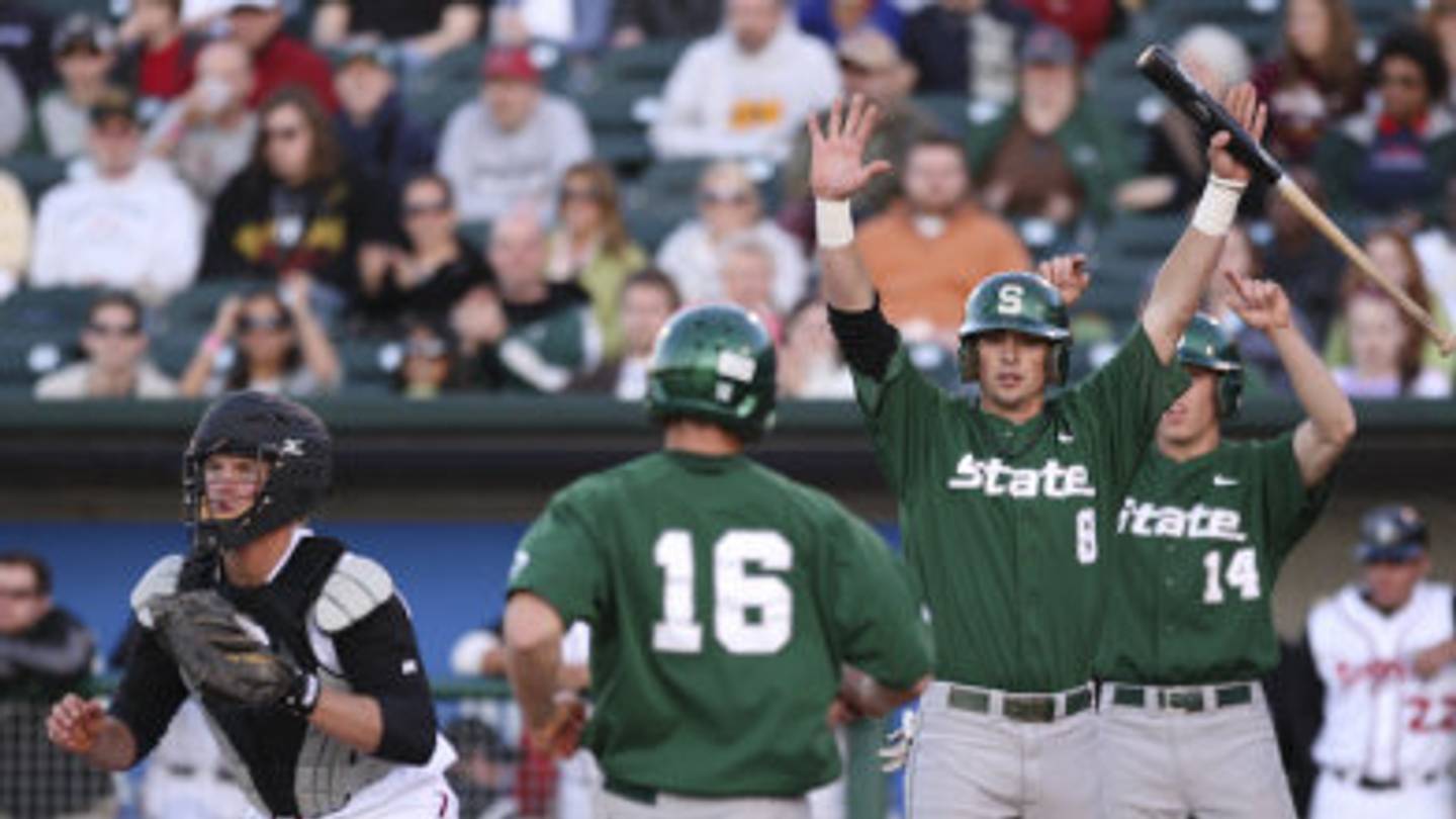 Spartans Hold Off Samford, 7-4