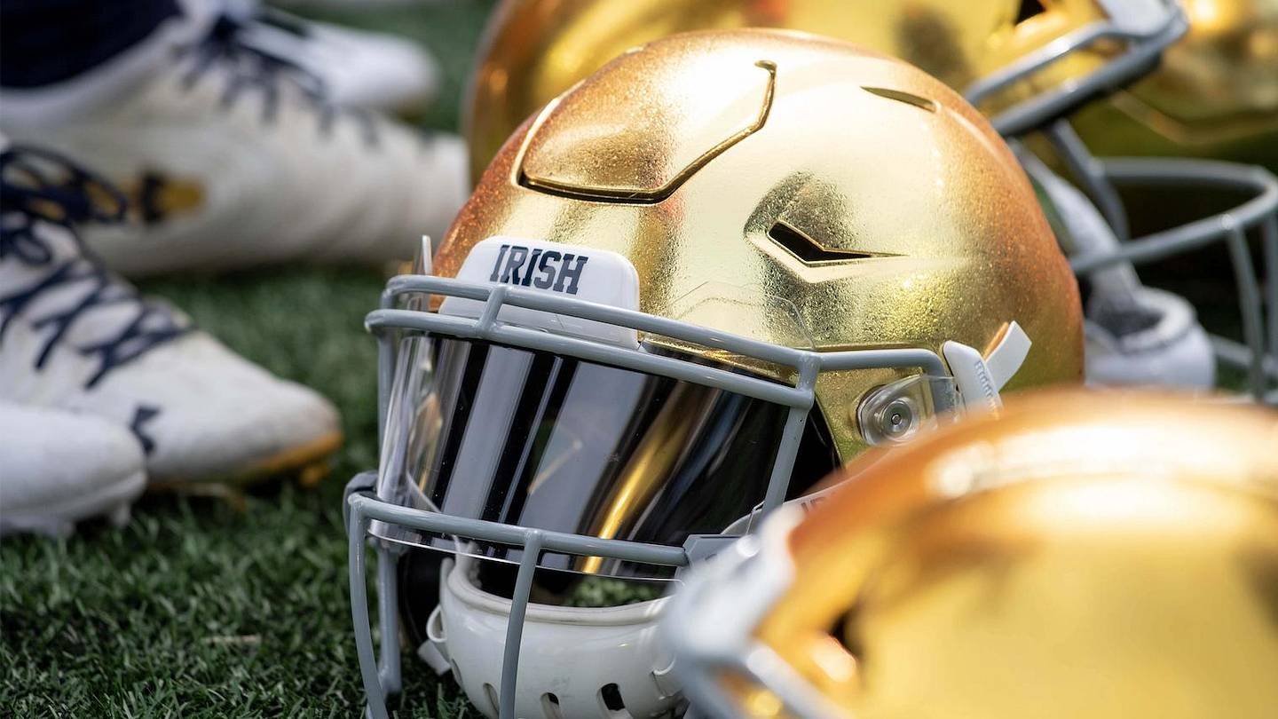 Notre Dame Linebacker Shayne Simon Is Focused On Improving