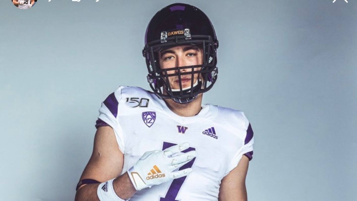 Young Yary Poses in UW Uniform; Is He Jilting USC for the Huskies?