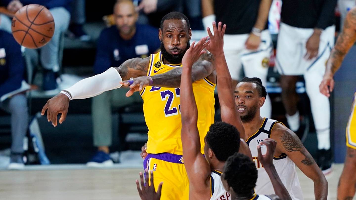 Dribbles: For one night, Lakers resemble a team of destiny