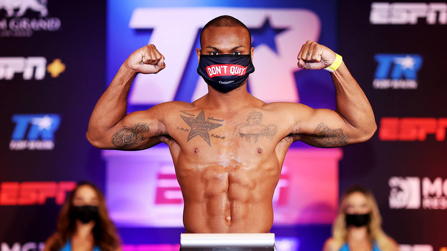 Boxer DeAndre Ware Helps Save Coordinator's Life at Top Rank Medical Check