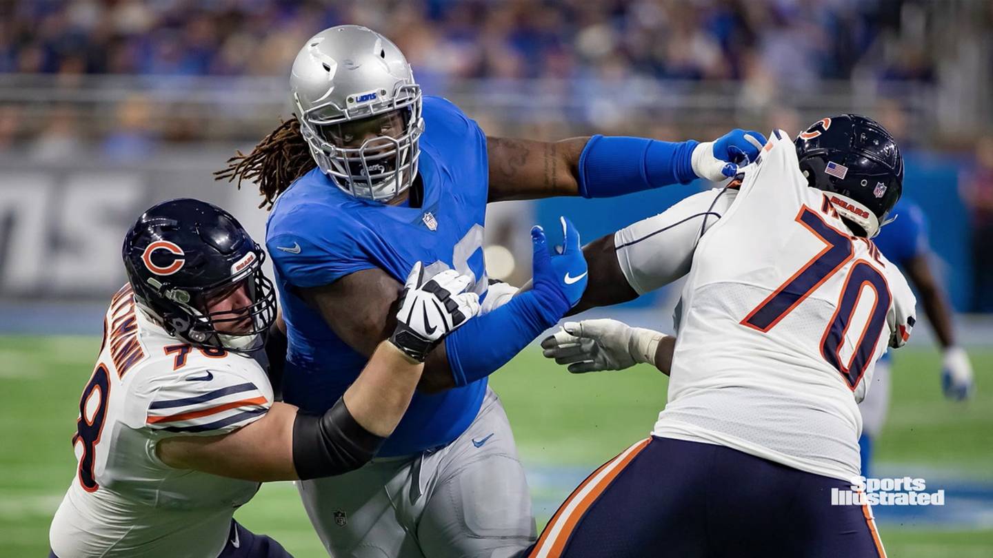 Snacks Harrison Suggests He Could Be Visiting Chicago