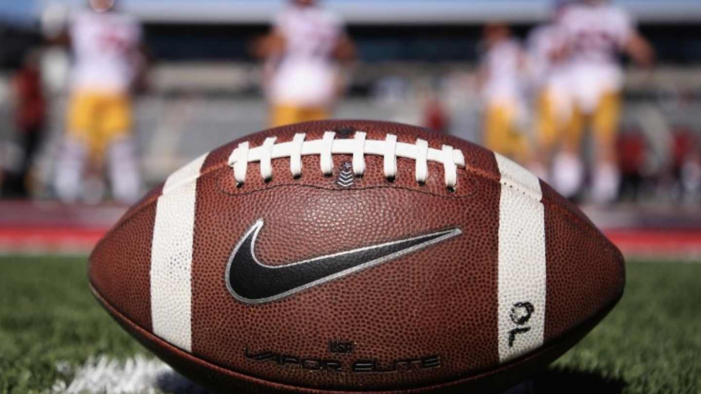 USC Commits Kyron-Ware Hudson and Raesjon Davis Named Team Captains