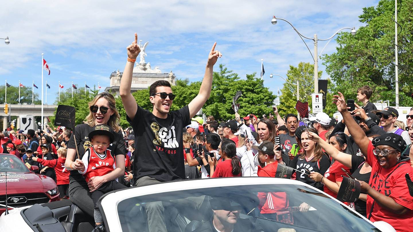 Raptors Extend General Manager Bobby Webster