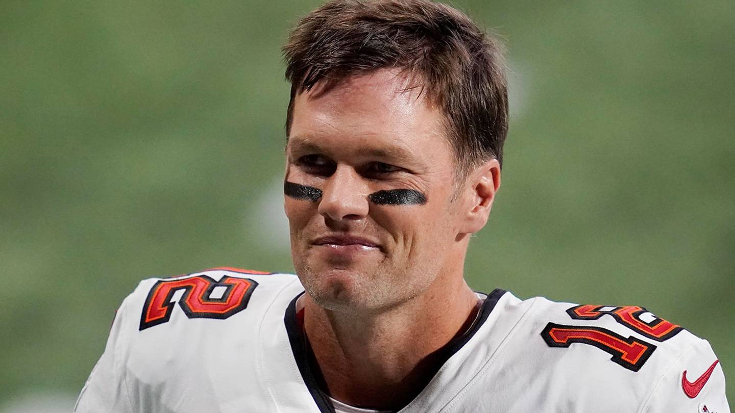 Tom Brady: New NFL Jersey Number Rule Will 'Make for a Lot of Bad Football'