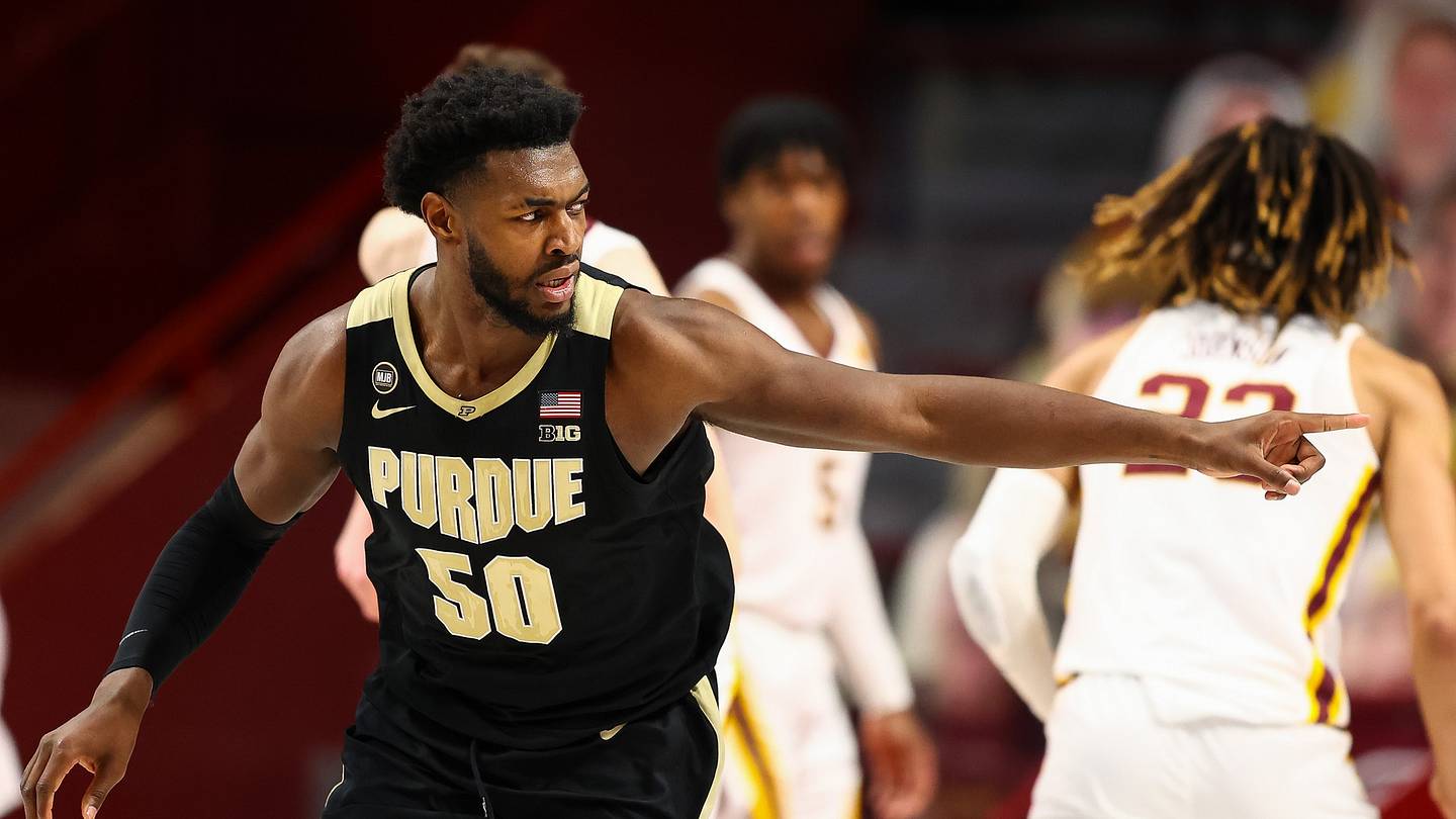 Purdue Lets One Slip Away, Falls at Minnesota 71-68 on Late Collapse