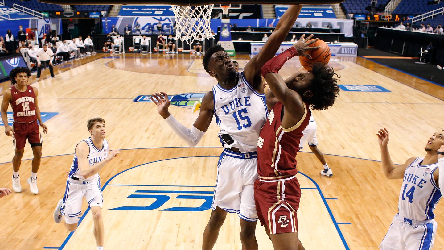 Mark Williams Leads Duke to Rout of Boston College