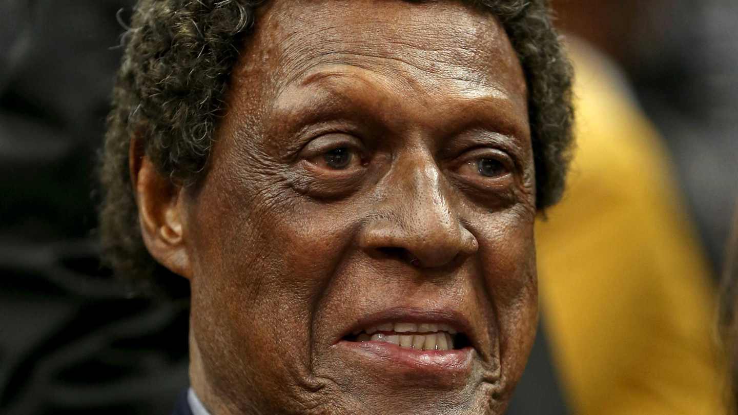 Lakers legend Elgin Baylor dies at 86
