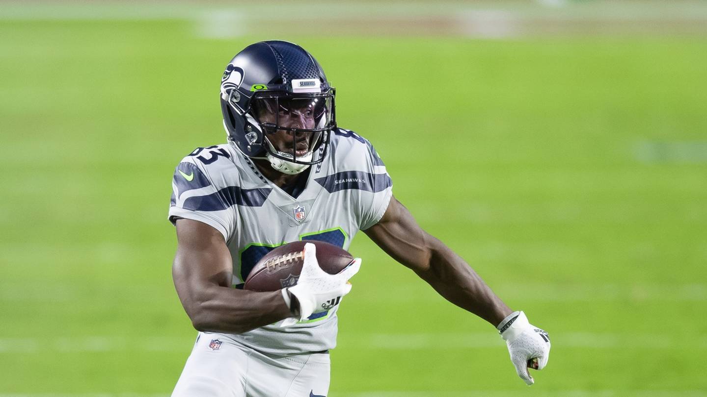 Looking at What WR David Moore Brings to the Table for the Panthers