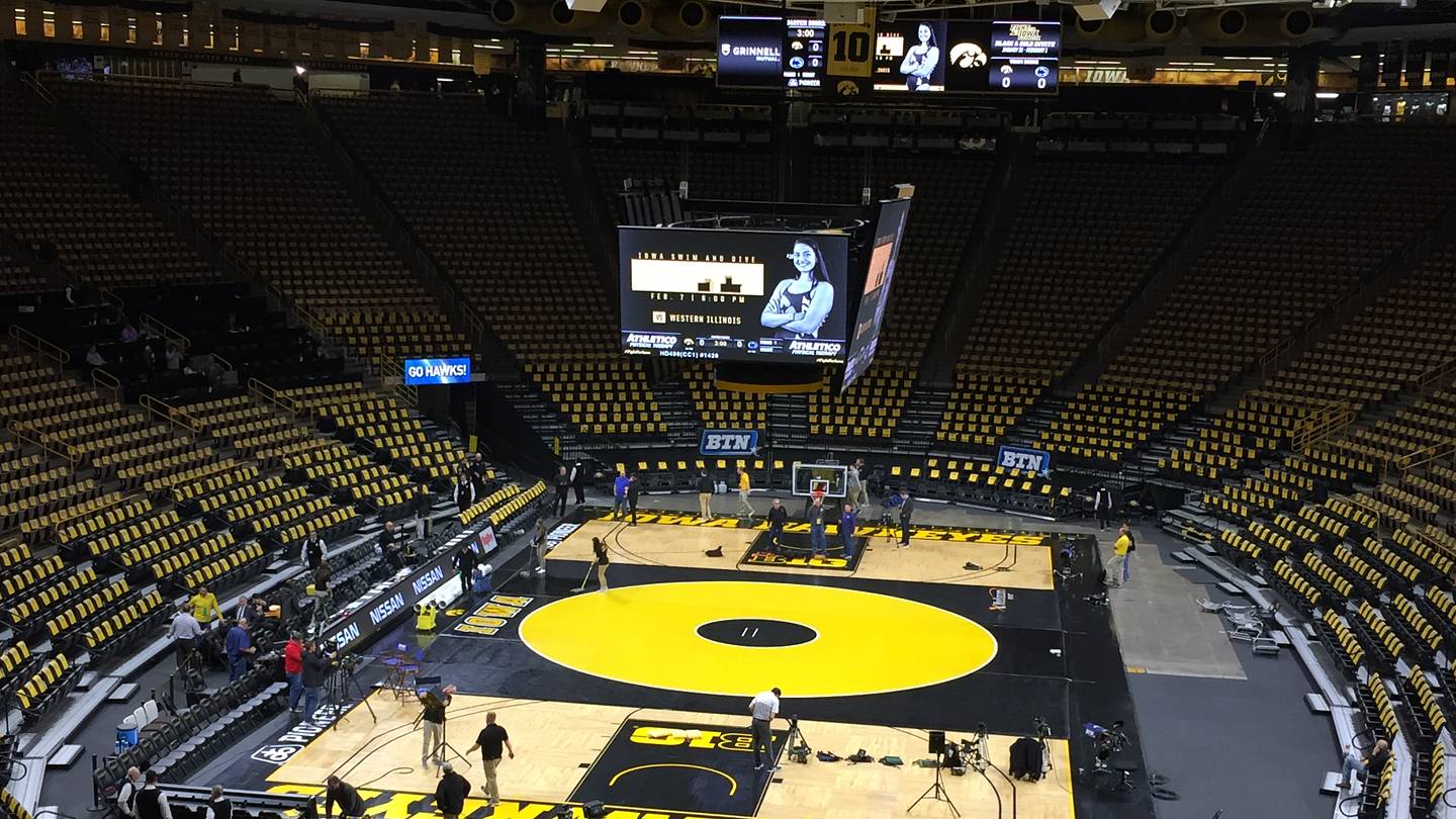 The Live Thread: Iowa vs. Penn State