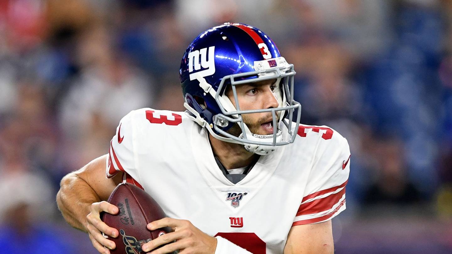 Former Giants QB Alex Tanney Joins Eagles Coaching Staff
