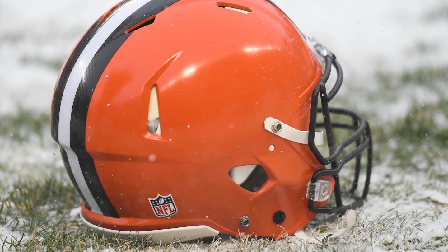 Browns DBs Coach Jeff Howard's Rough Thursday