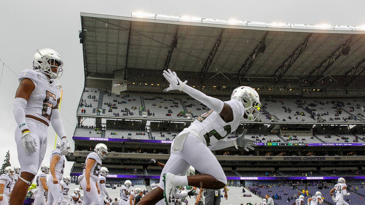 A Good Bet: Oregon's Football Season Centers Around Husky Game on Oct. 3