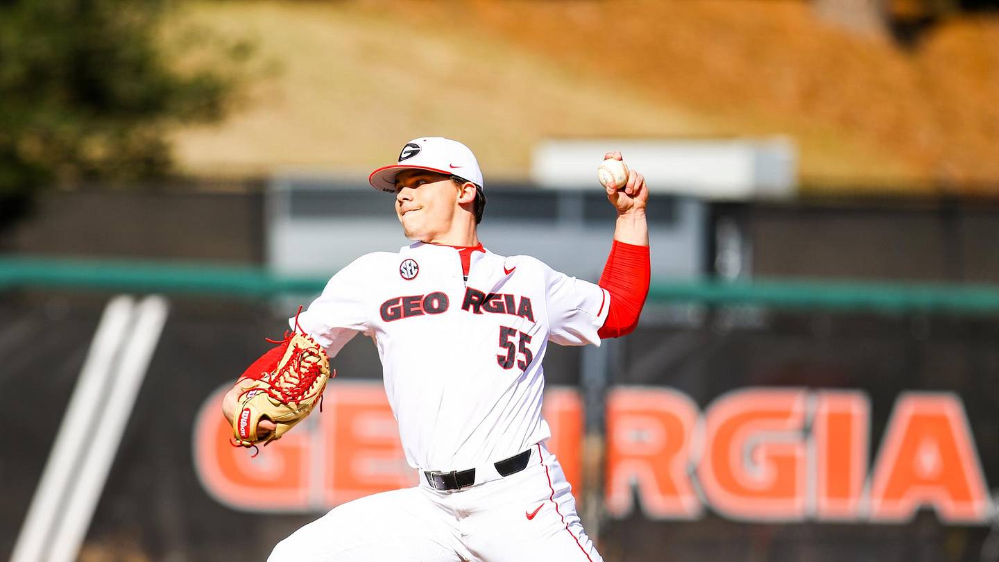 Georgia Bulldogs pitcher Ryan Webb announces his return