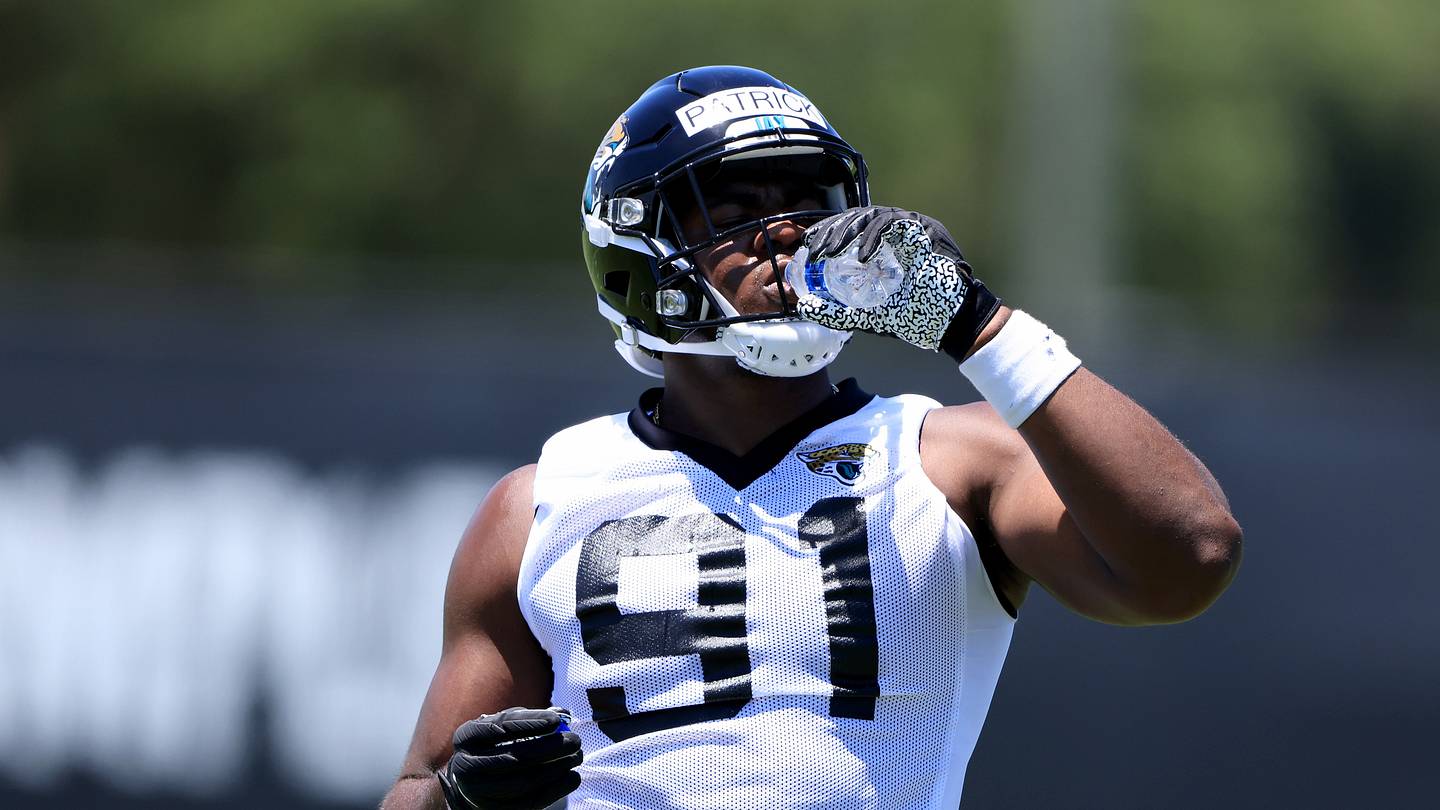 Broncos Sign OLB Aaron Patrick off Jaguars' Practice Squad