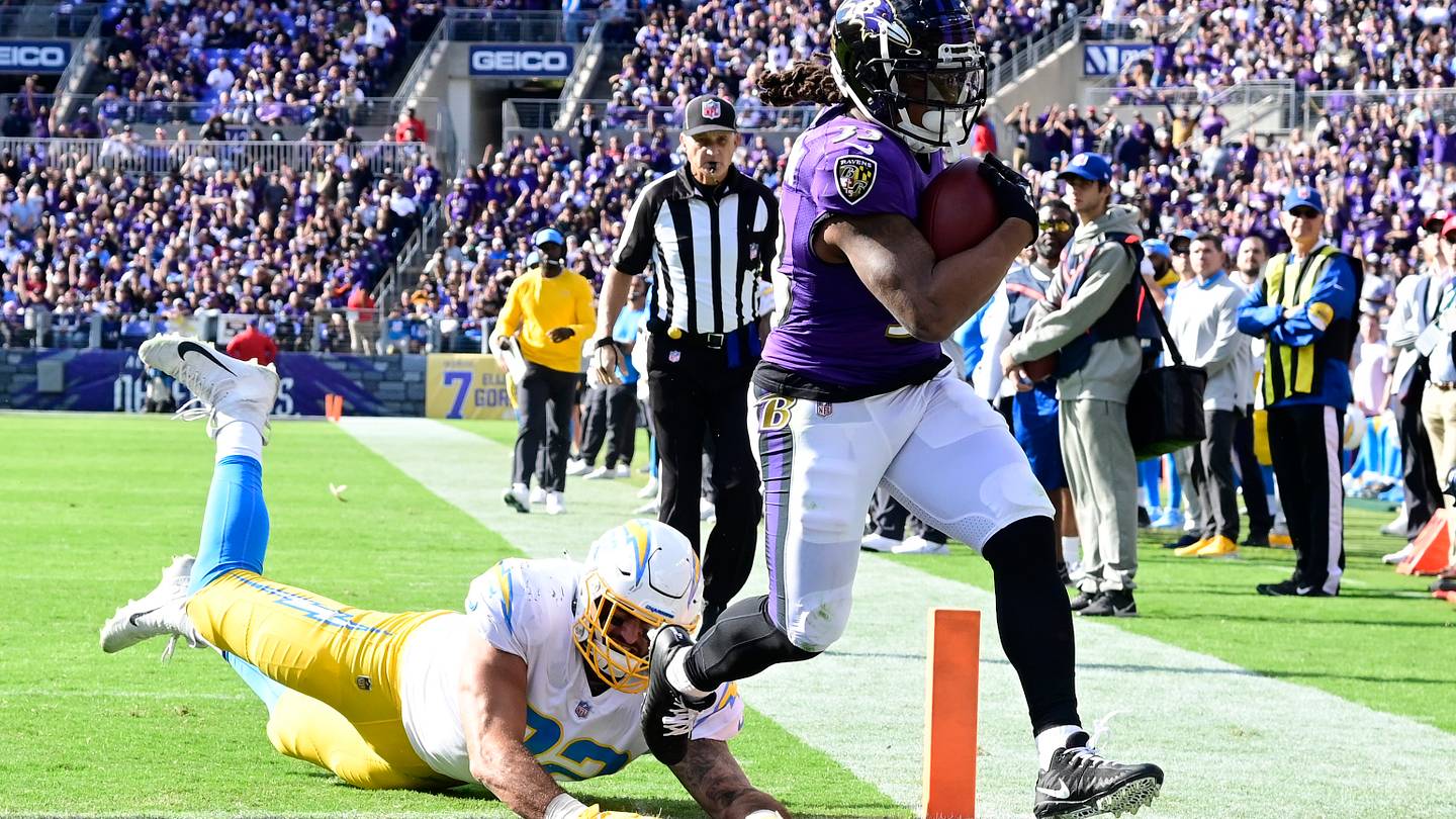 Devonta Freeman Latest Running Back to Get Start for Ravens