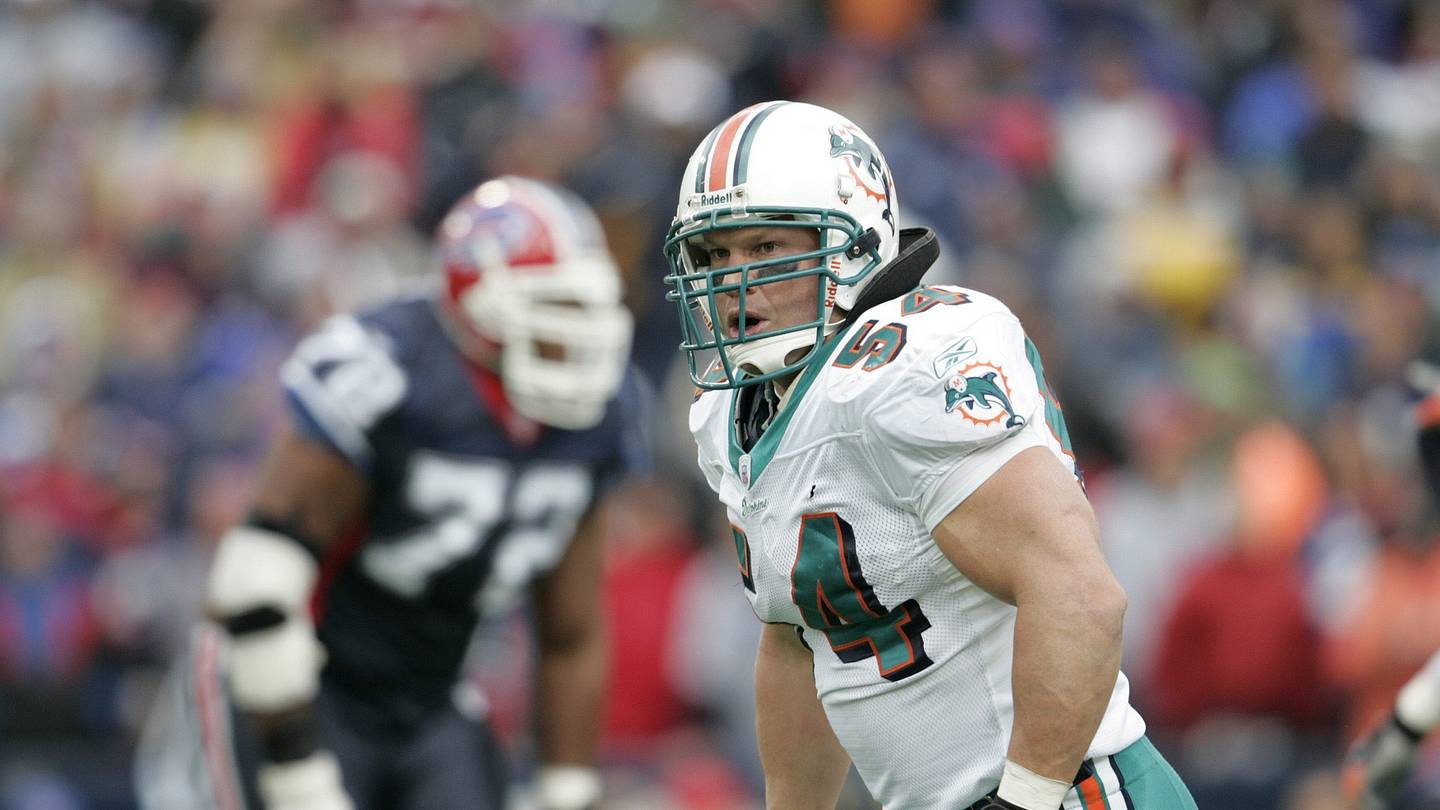 Tuesday Dolphins Notebook: Zach's Hall Call, Ingold Up for Award, and More