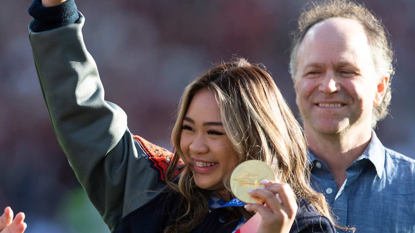 Hogs Shatter Attendance Record in Olympian-Heavy Shootout Against Auburn