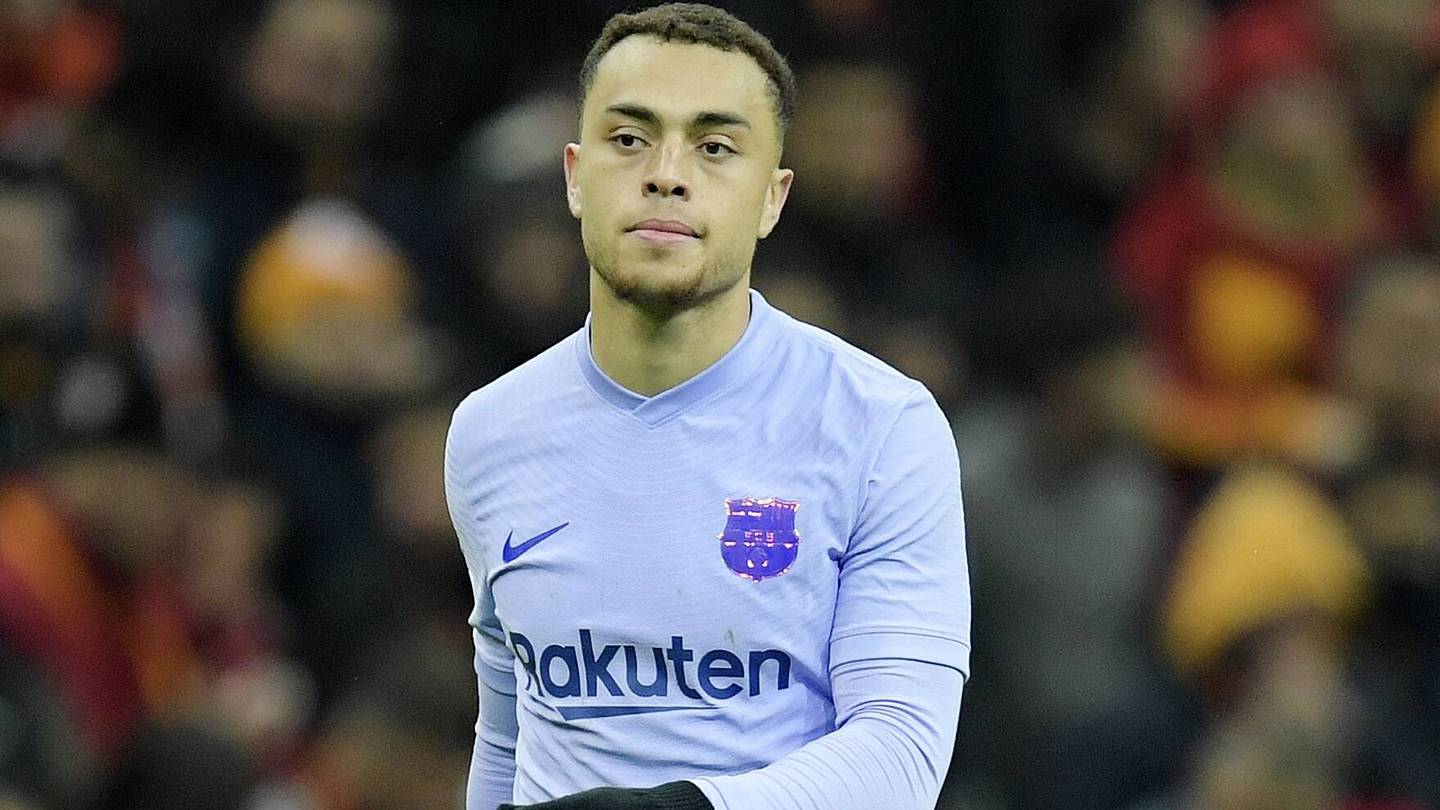 Sergiño Dest Ruled Out for USMNT’s World Cup Qualifiers With Hamstring ...