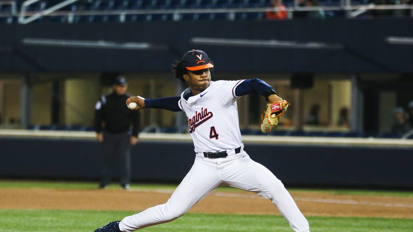 Virginia Baseball Shakes Slow Start, Knocks Off No. 18 Iowa in 12-9 ...