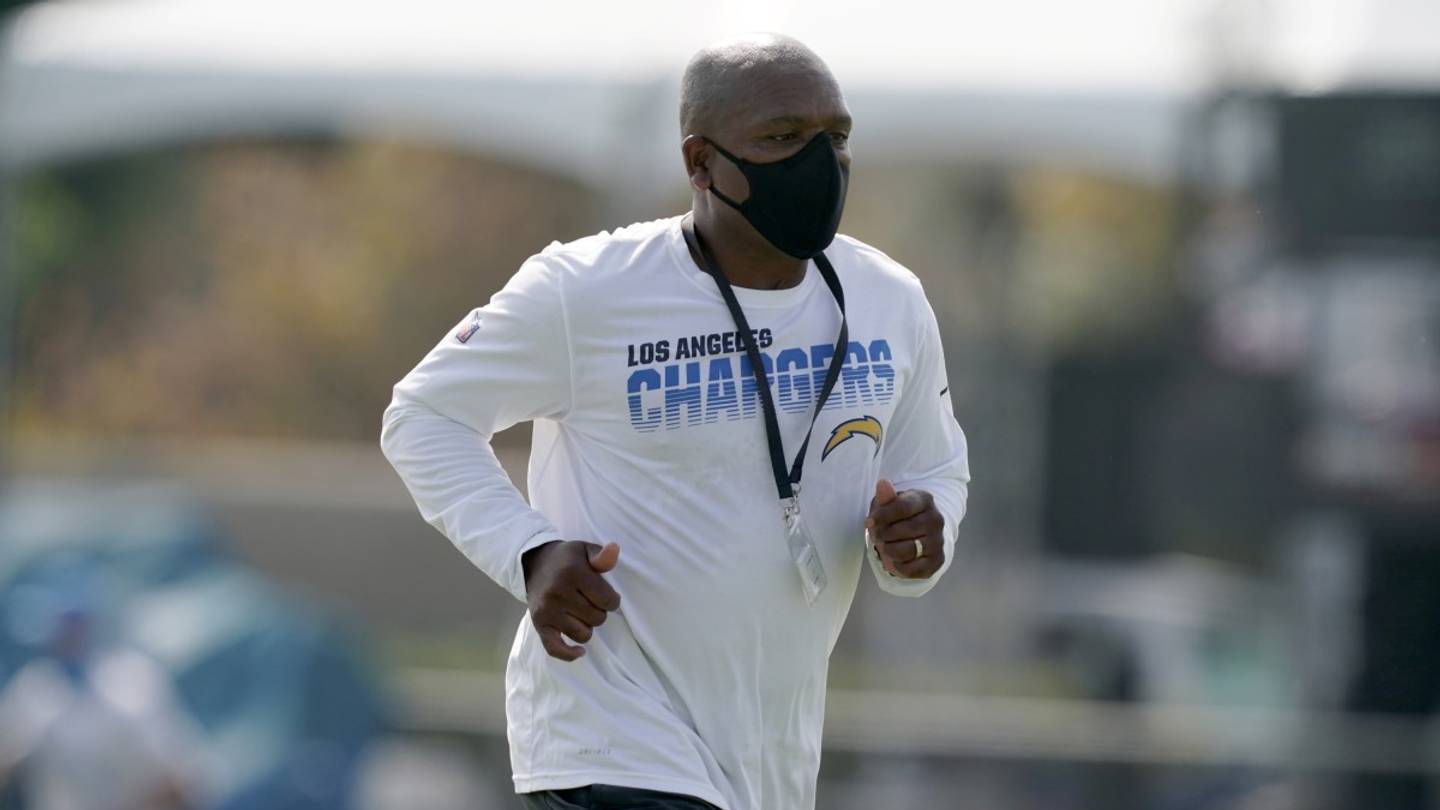 Taking a Look: Raiders' Defensive Backs Coach Ron Milus