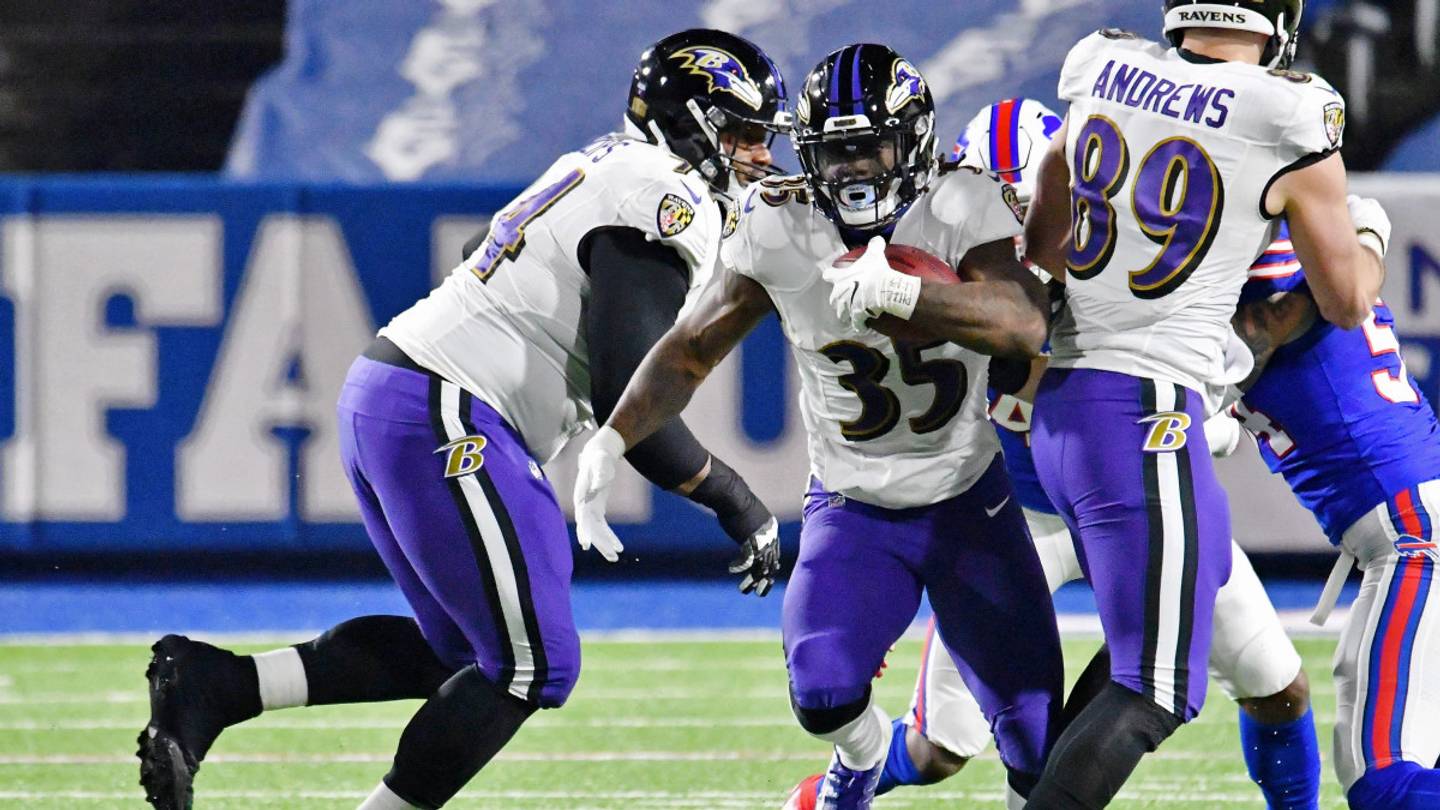 Ravens Reach Extension With Running Back Gus 'The Bus' Edwards