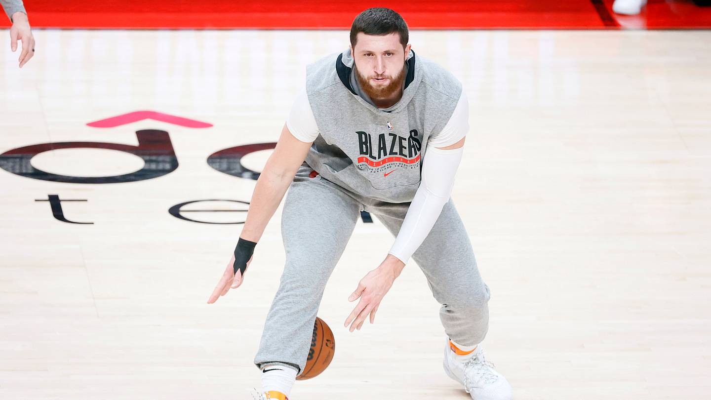 Jusuf Nurkic Announces Engagement to Girlfriend Emina Duric