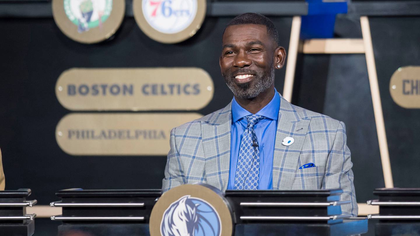 Mavs Re-Hiring Exec Michael Finley; Cuban Says 'Nico Is In Charge'