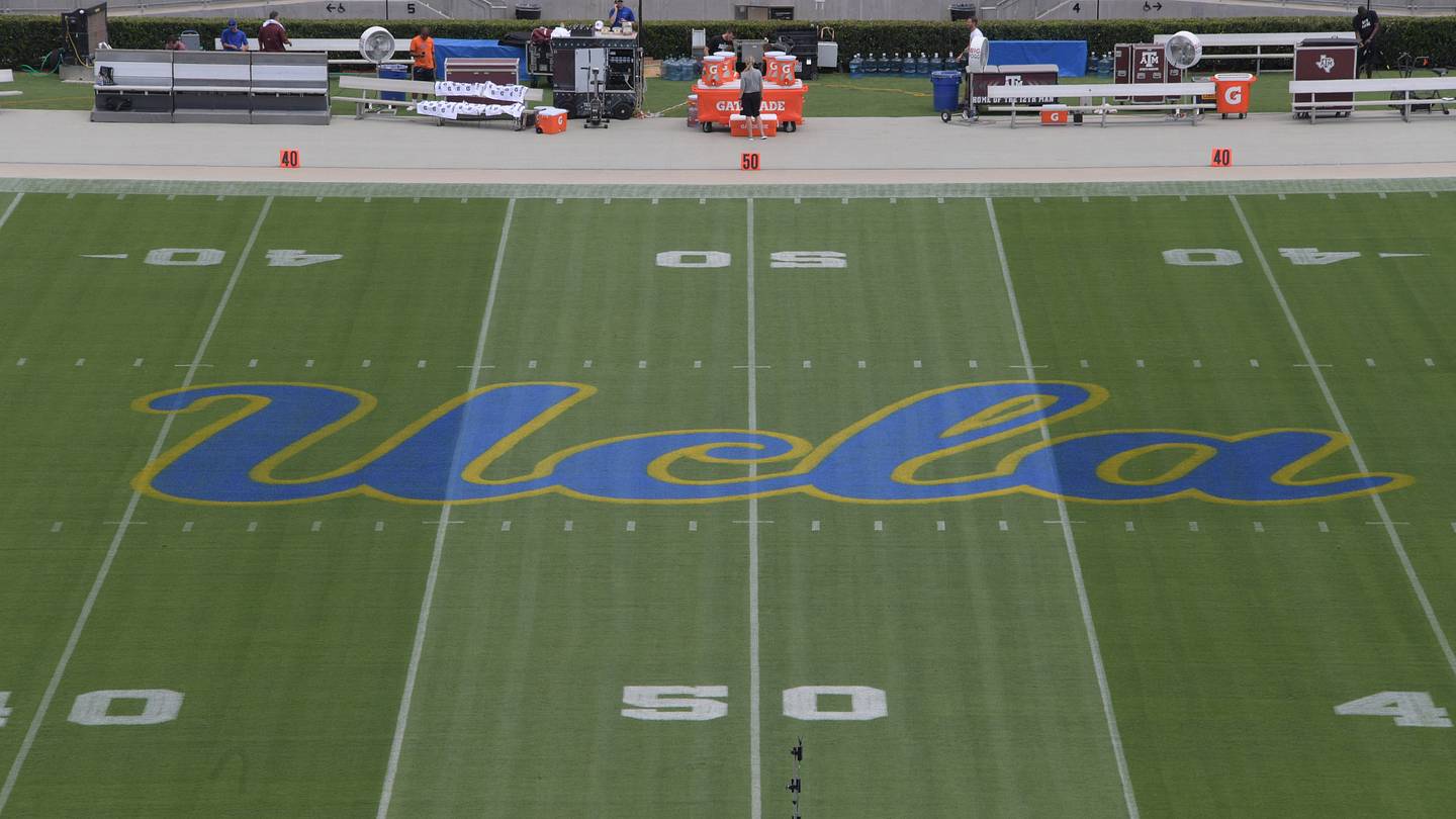 UCLA’s Thomas Cole Announces Football Retirement After Suicide Attempt