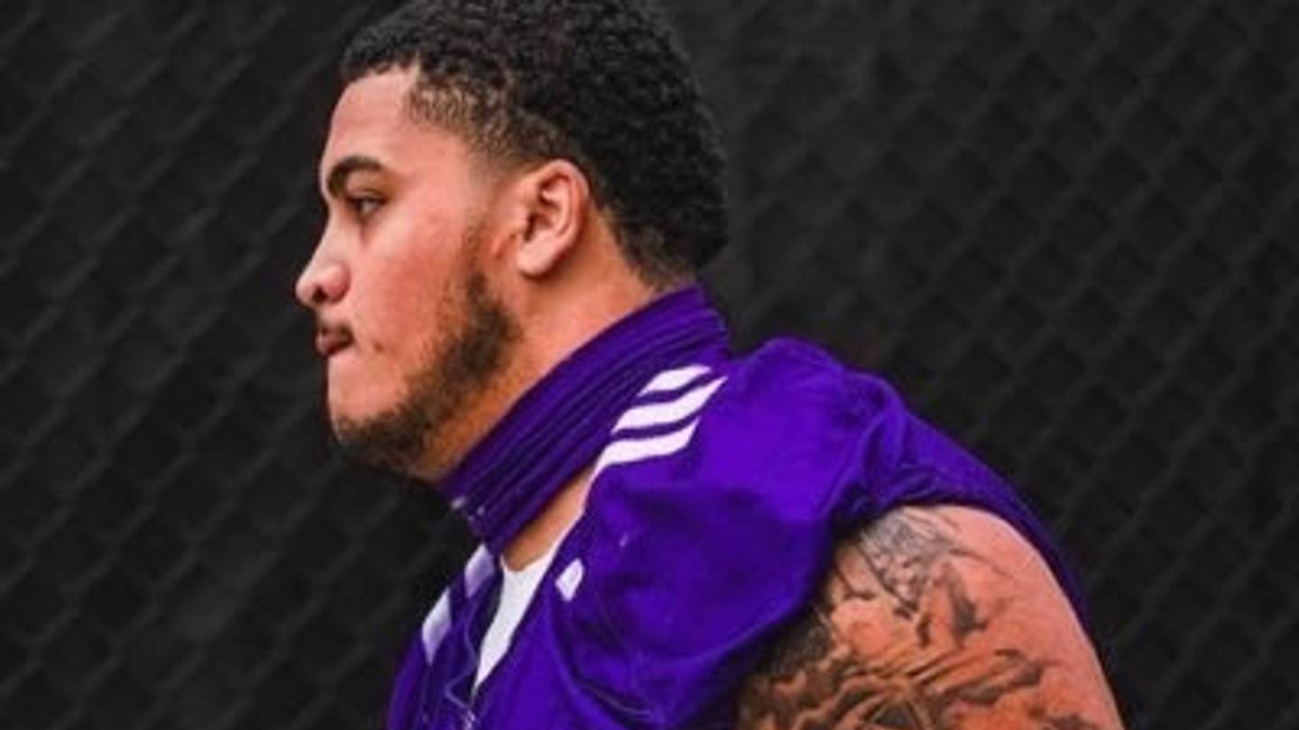 Kalepo Redirects His Appetite to Husky Football, Readies for First Start