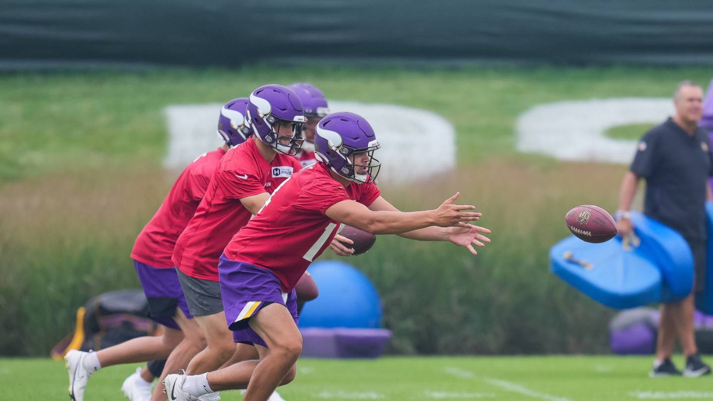 Vikings Activate Kirk Cousins, Nate Stanley, and Riley Patterson, Waive ...