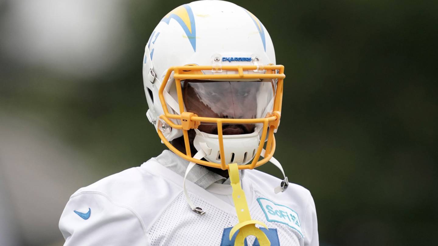 Lions Sign WR Darius Jennings, Waive Center Drake Jackson
