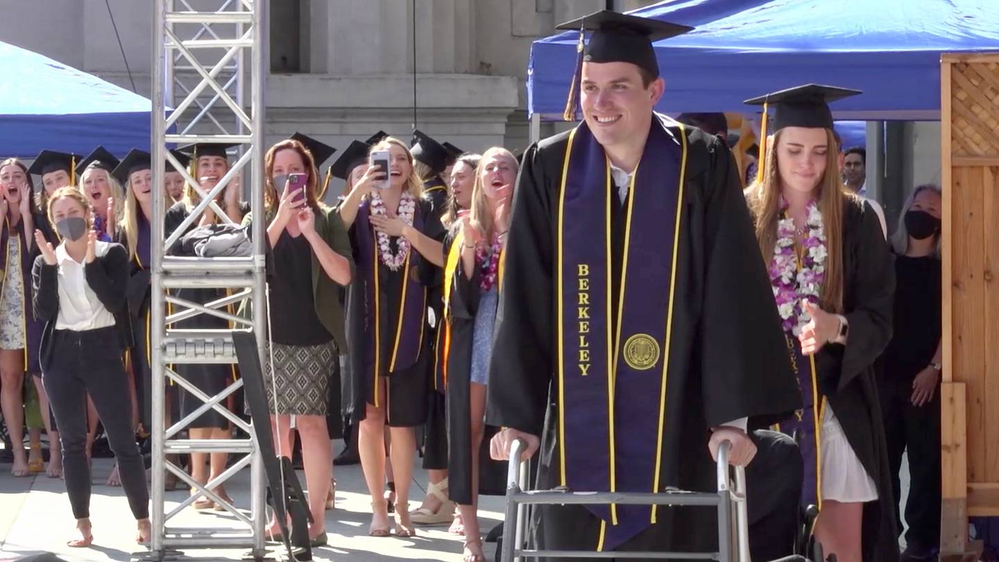 Robert Paylor Leaves 'Em Cheering As He Walks Across the Stage to ...