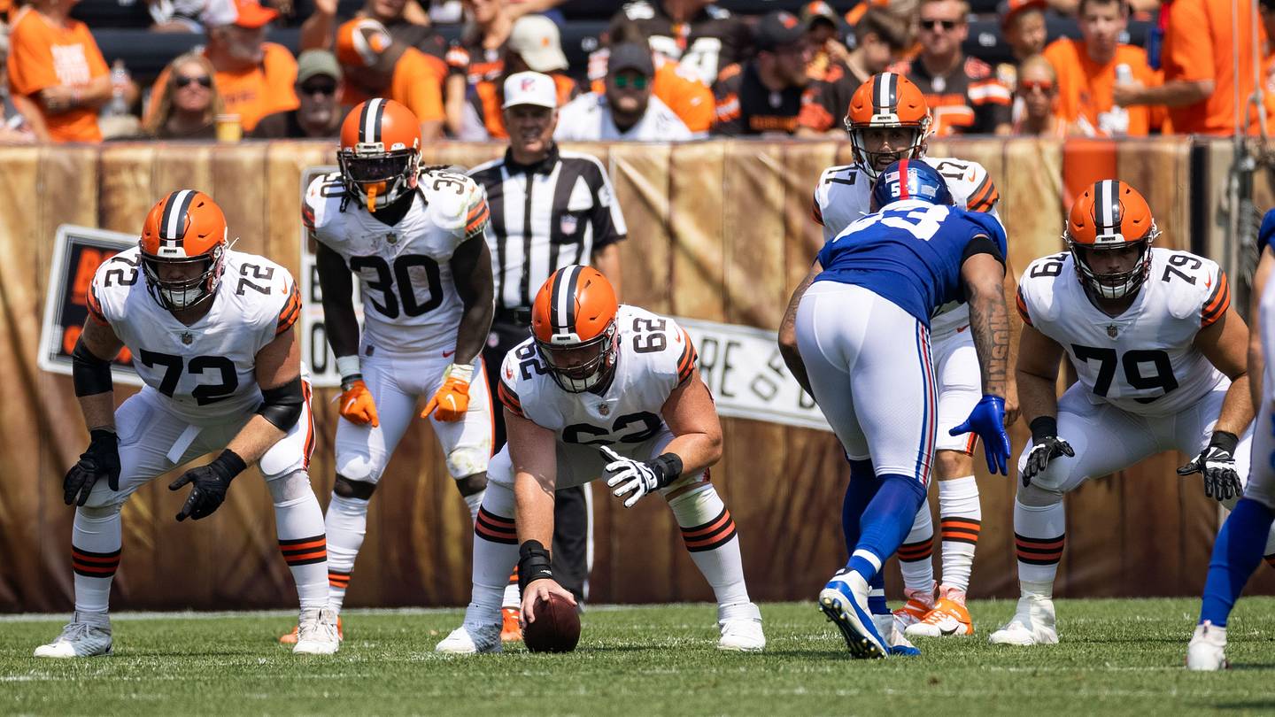Browns to Release Dunn in Surprise Move