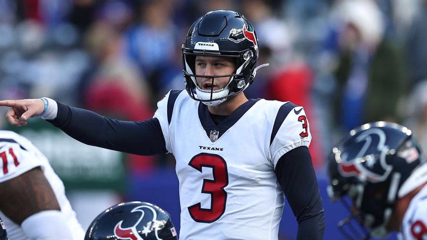 Should Houston Texans Bench Kyle Allen, Go Back To Davis Mills?