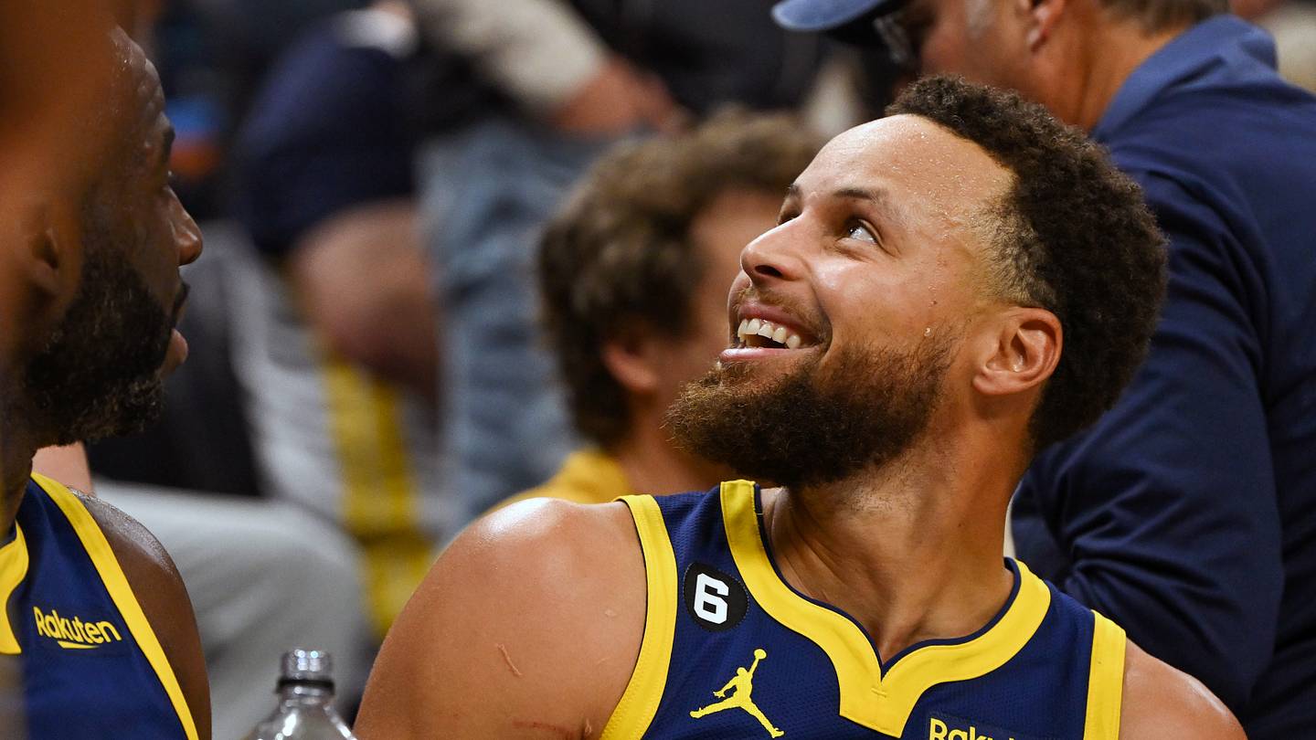 Steph Curry Breaks NBA Record With Historic November