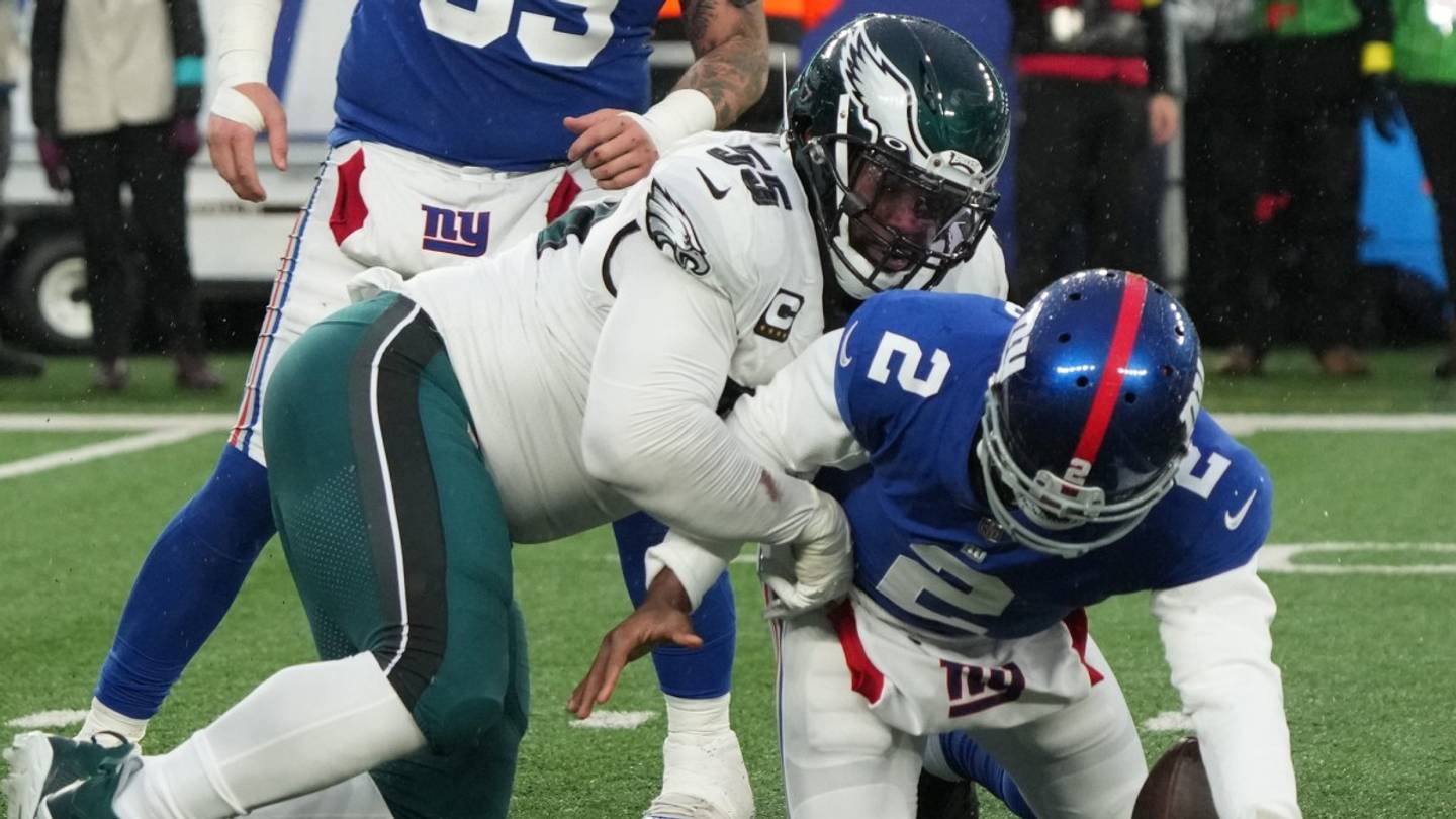 Despite Reduced Role, Brandon Graham Still Making a Big Impact