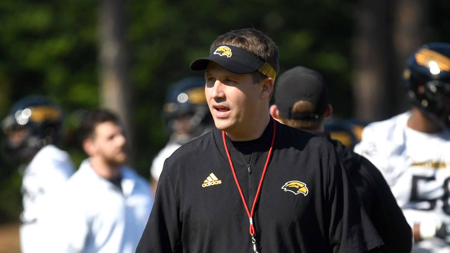 Georgia Tech OC Buster Faulkner reflects on time at Georgia and with ...