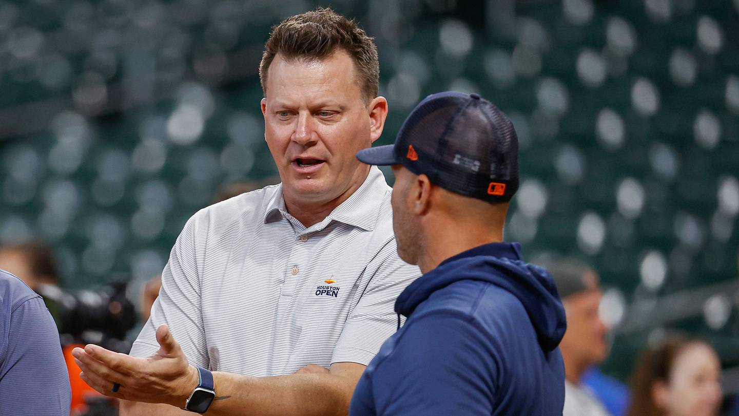 Report: Houston Astros Broadcasters Kalas, Blum Unsigned for the 2023 ...