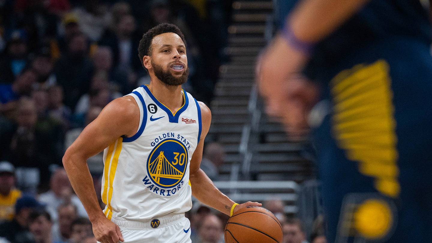 Injury Report: Steph Curry Won't Need Surgery For Shoulder Injury